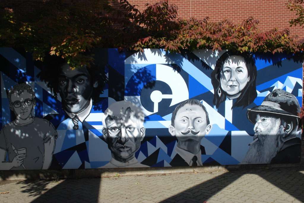 Art Club creates an Inspiring mural - The Communicator
